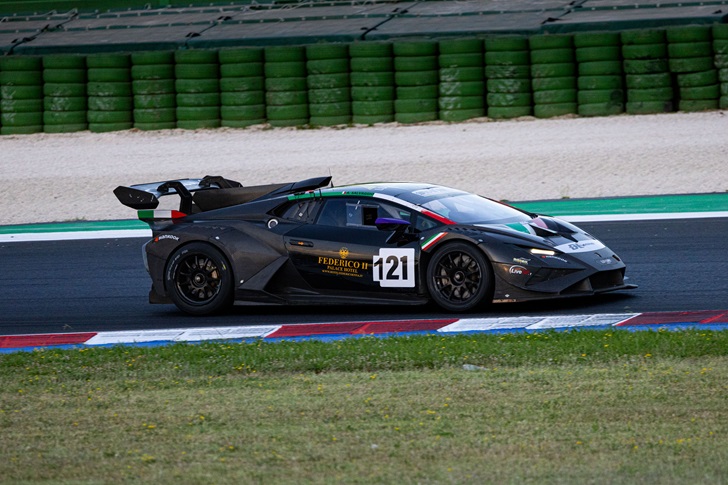 DL Racing con quattro Lamborghini a Imola nel SuperSport Series GT ...